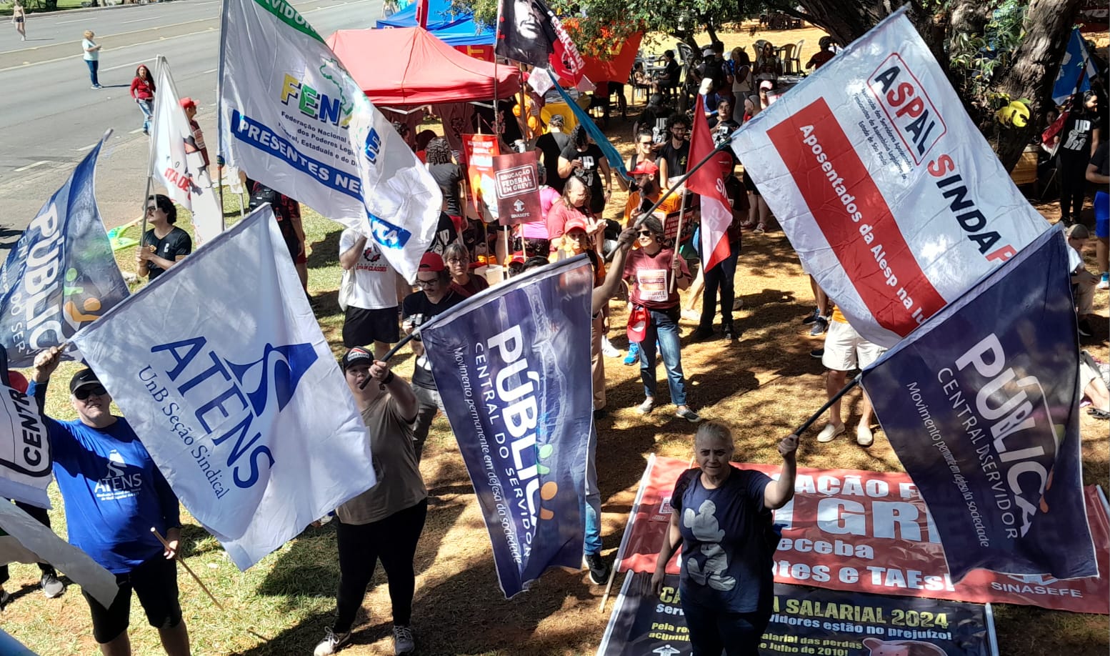Aspal no 1° de Maio das Centrais, no Itaquerão | ASPAL